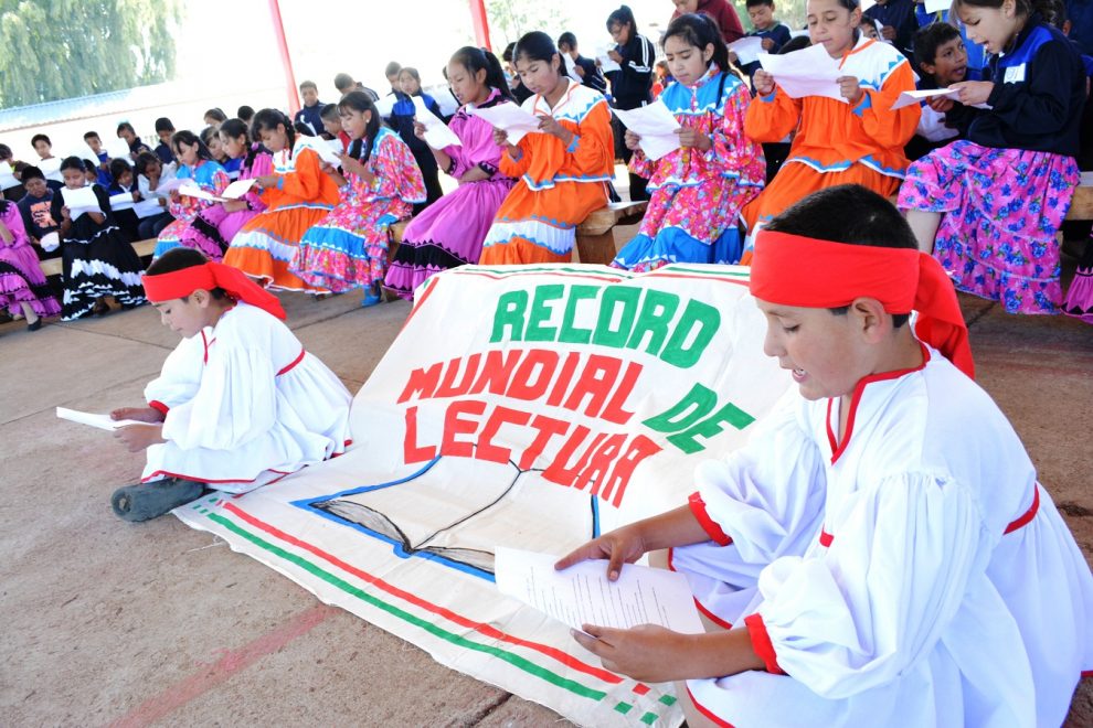 PARTICIPAN ESTUDIANTES INDÍGENAS DE CHIHUAHUA EN EL “RÉCORD MUNDIAL DE ...