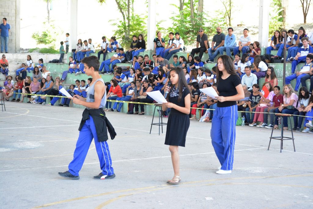 Ofrece alumnado de la Secundaria Técnica 42 Muestra de Talentos ...